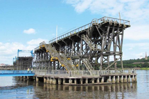 Dunston Staiths: coal survivor on the River Tyne - Geographical