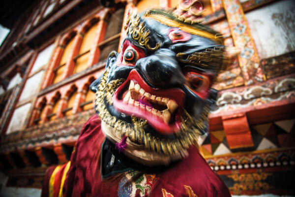Tracking down the Yeti in the Himalaya - Geographical